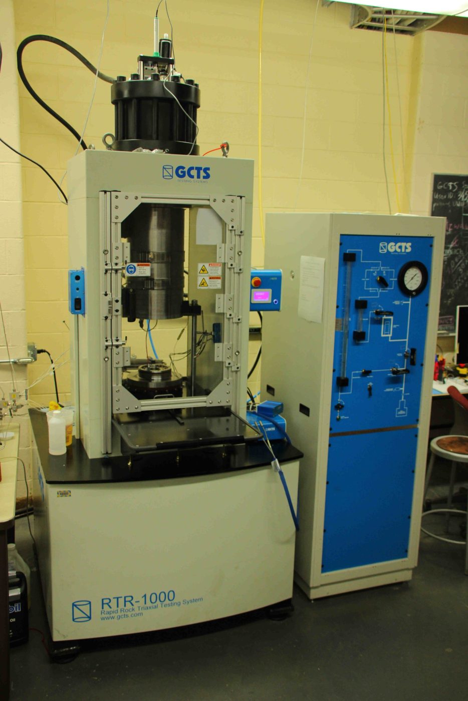 Lab Equipment – Rock Mechanics Group – UW–Madison
